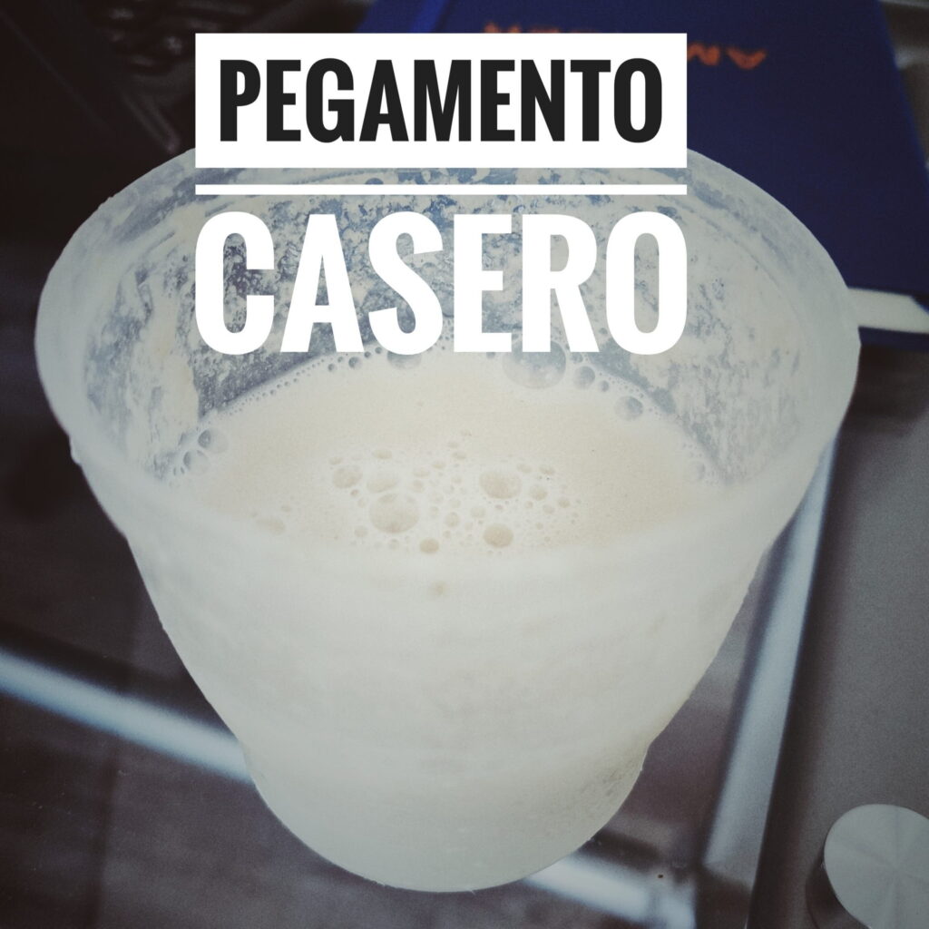 Cómo hacer cola casera para pegar papel de forma fácil - Ecologia Cotidiana